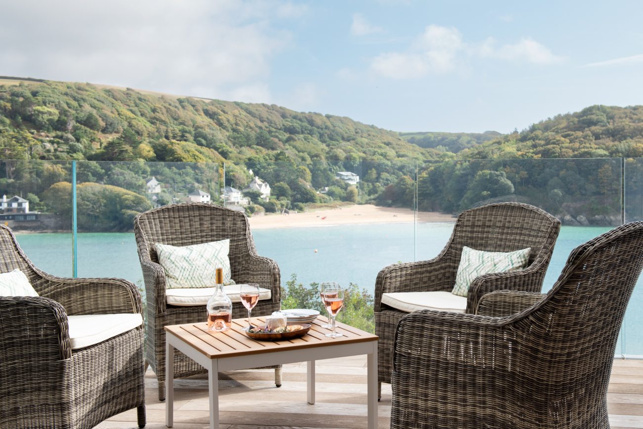 Luxury Holiday Cottages with Sea View Devon - Finest Stays